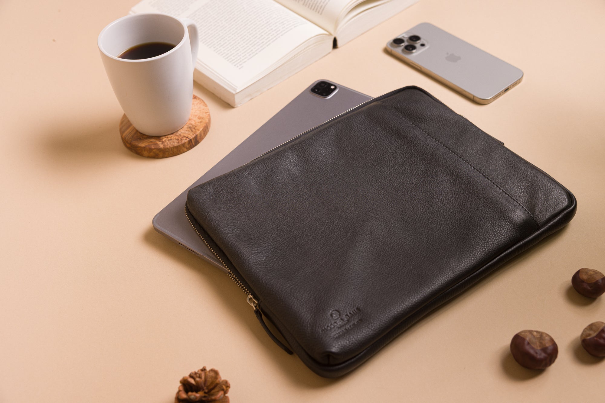 13" Leather Laptop & iPad Sleeve – Genuine Cowhide Case (Black ...